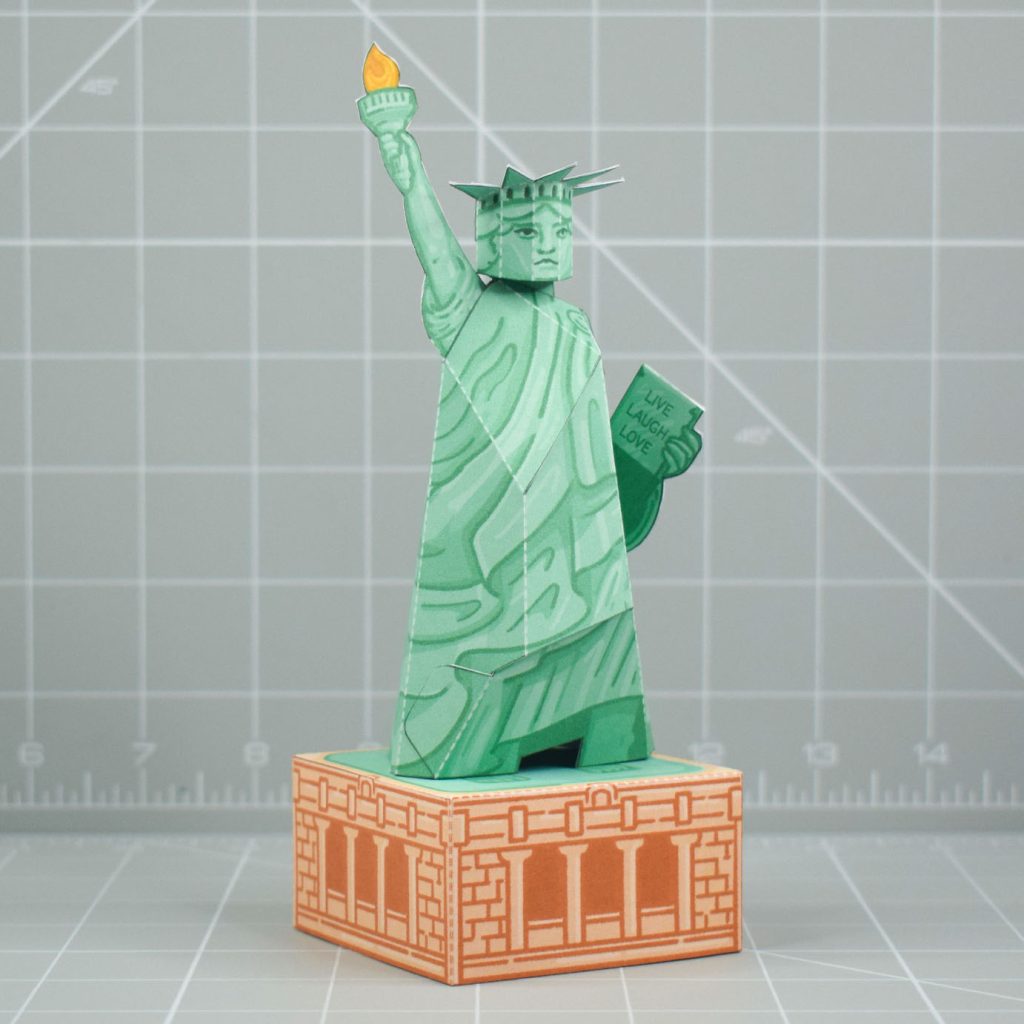 Lady Liberty – Fold Up Toys